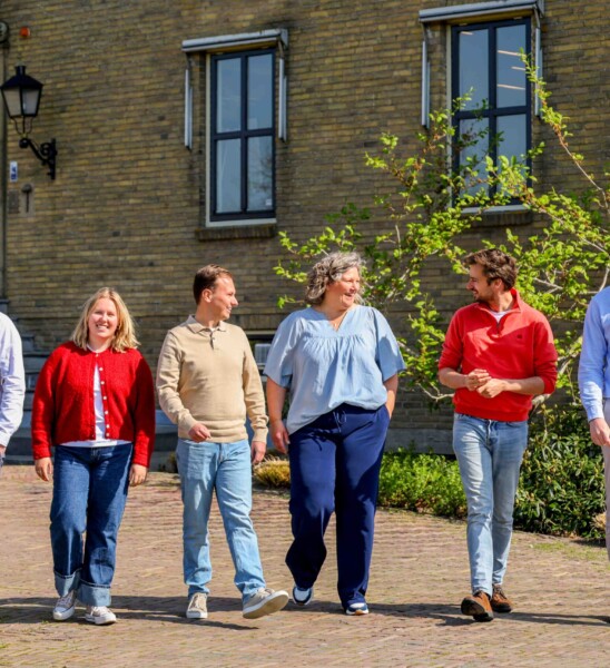 Over ons - Critical Minds