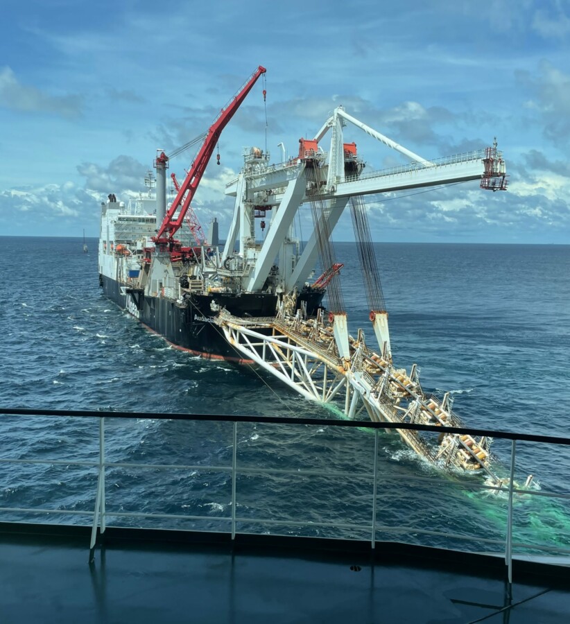 Allseas - Critical Minds